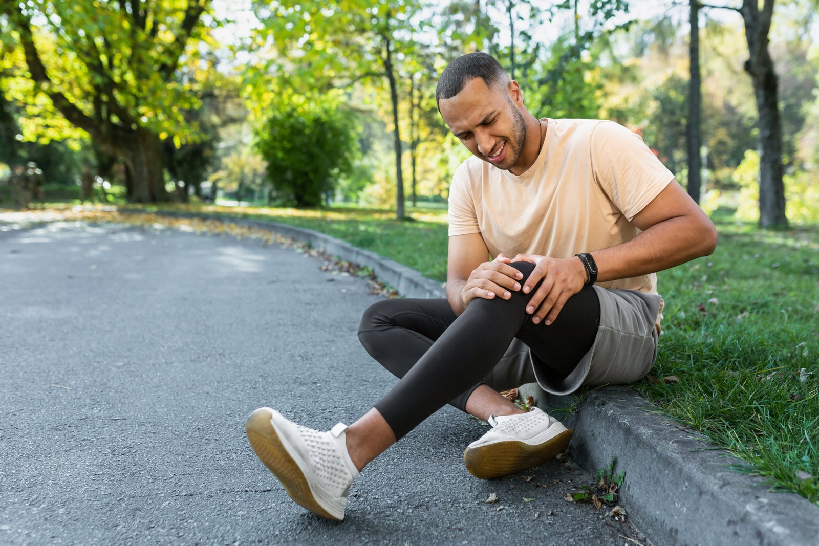 Why Young People Are Getting Knee Pain More Than Ever